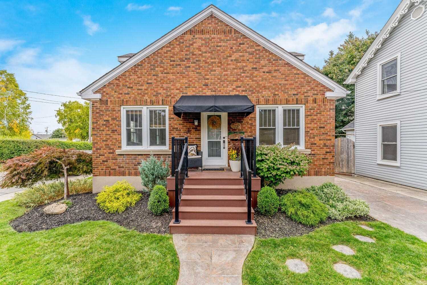 380 Pine St Milton ON Detached HouseSigma 380 Pine St Milton ON Detached HouseSigma