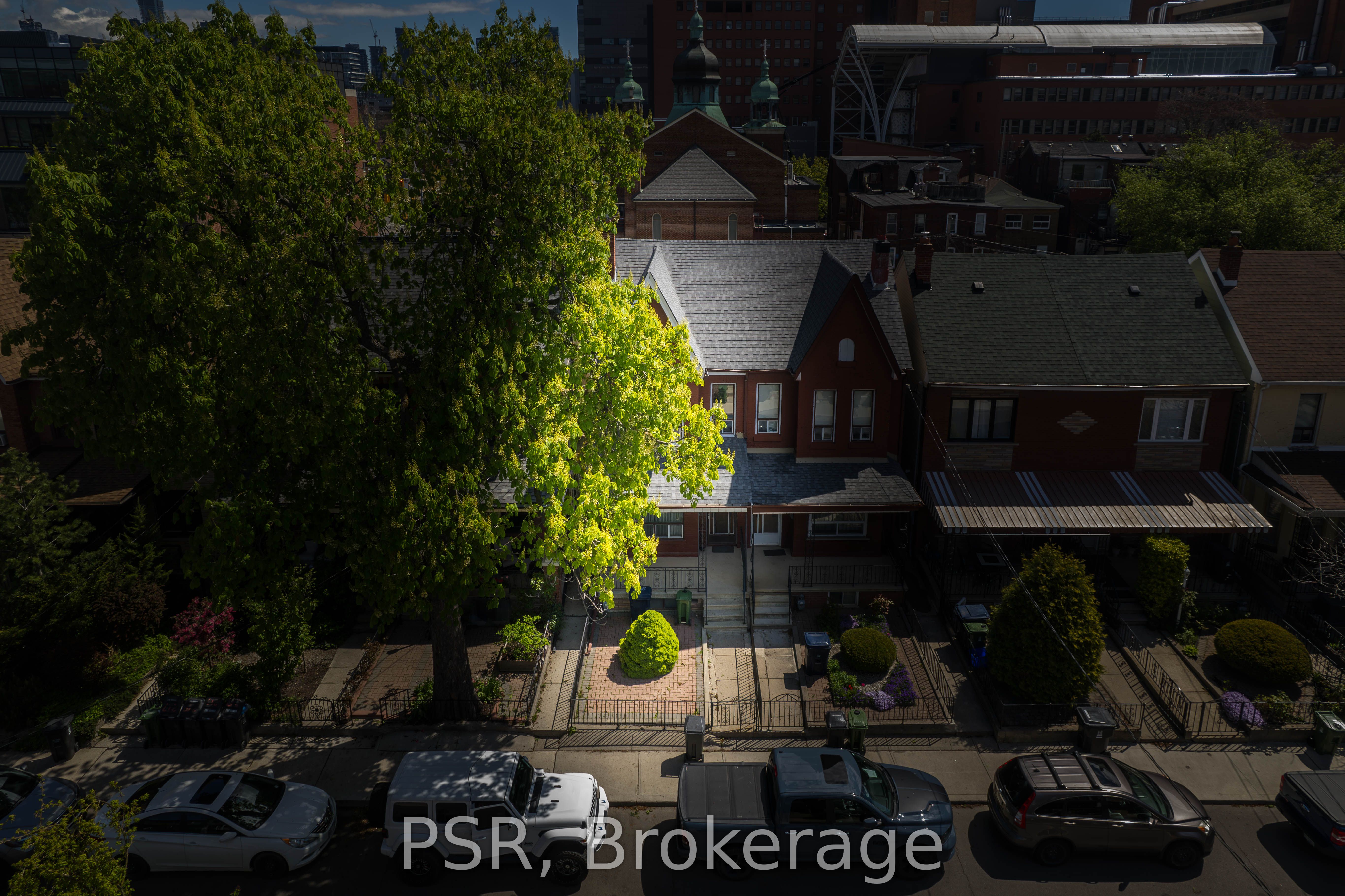 215 Markham St, Toronto, Ontario M6J2G7 Sold History | HouseSigma