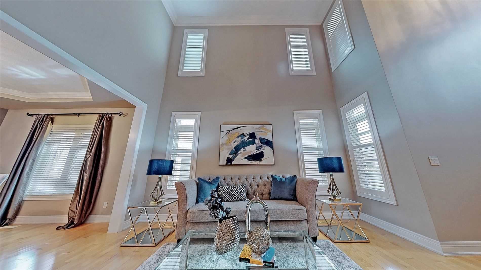 15 Ormsby Crt, Richmond Hill, Ontario L4B4P8 Sold History | HouseSigma