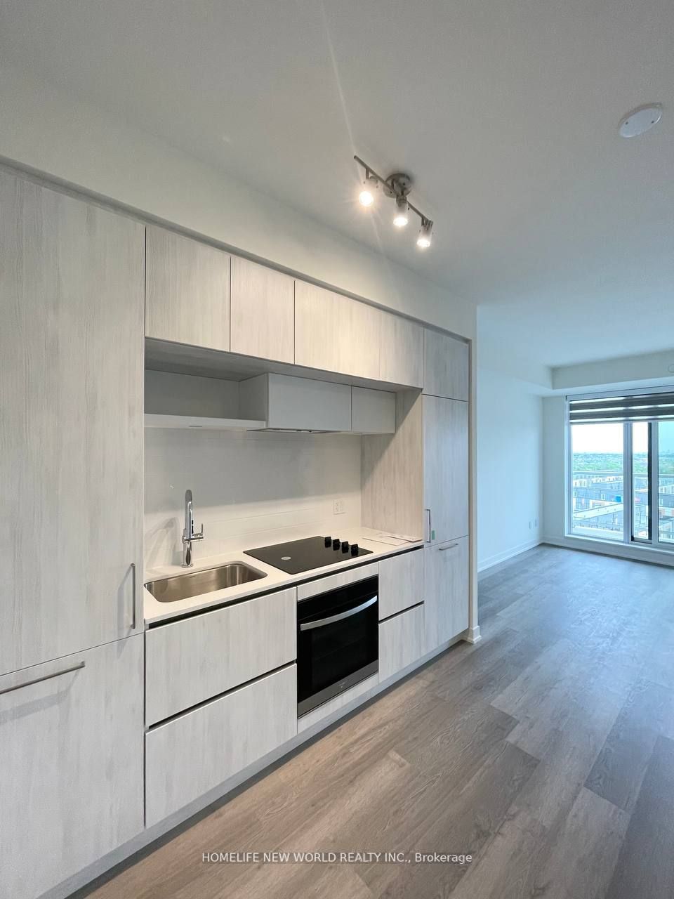 933 - 2 David Eyer Rd, Richmond Hill, Ontario L4S0N6 Listing History ...