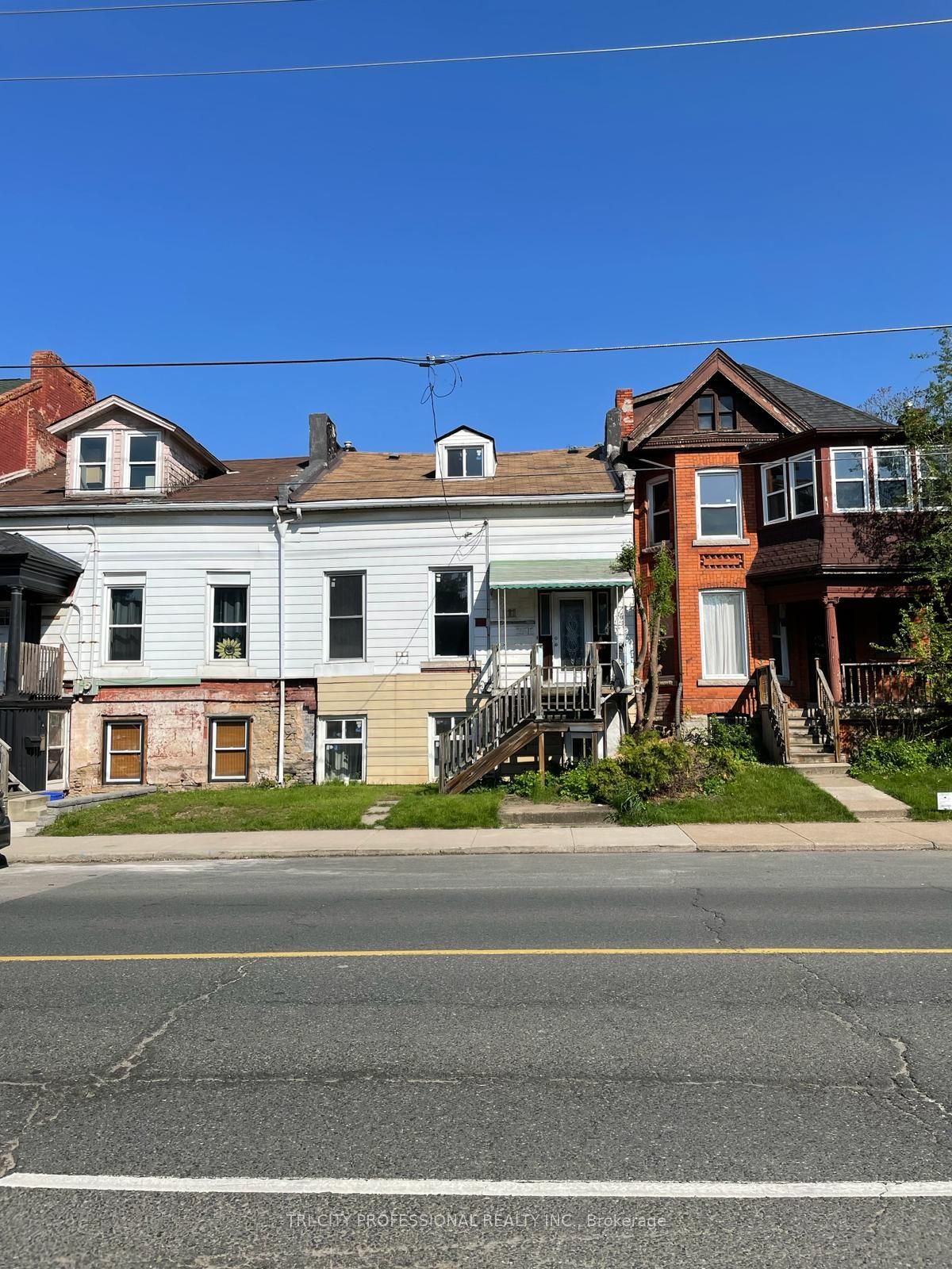 111 Wellington St S, Hamilton, Ontario L8N2R3 Sold History | HouseSigma